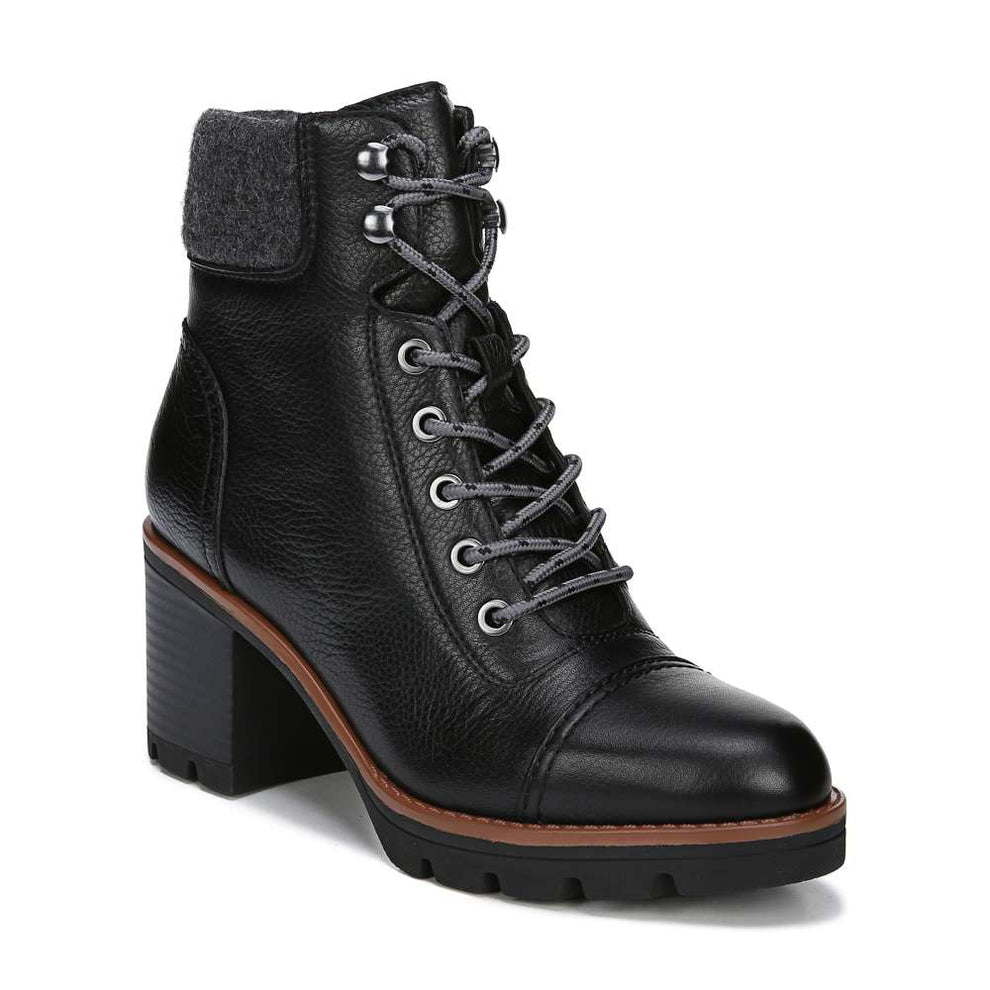 Varuna Bootie - Black – Naturalizer